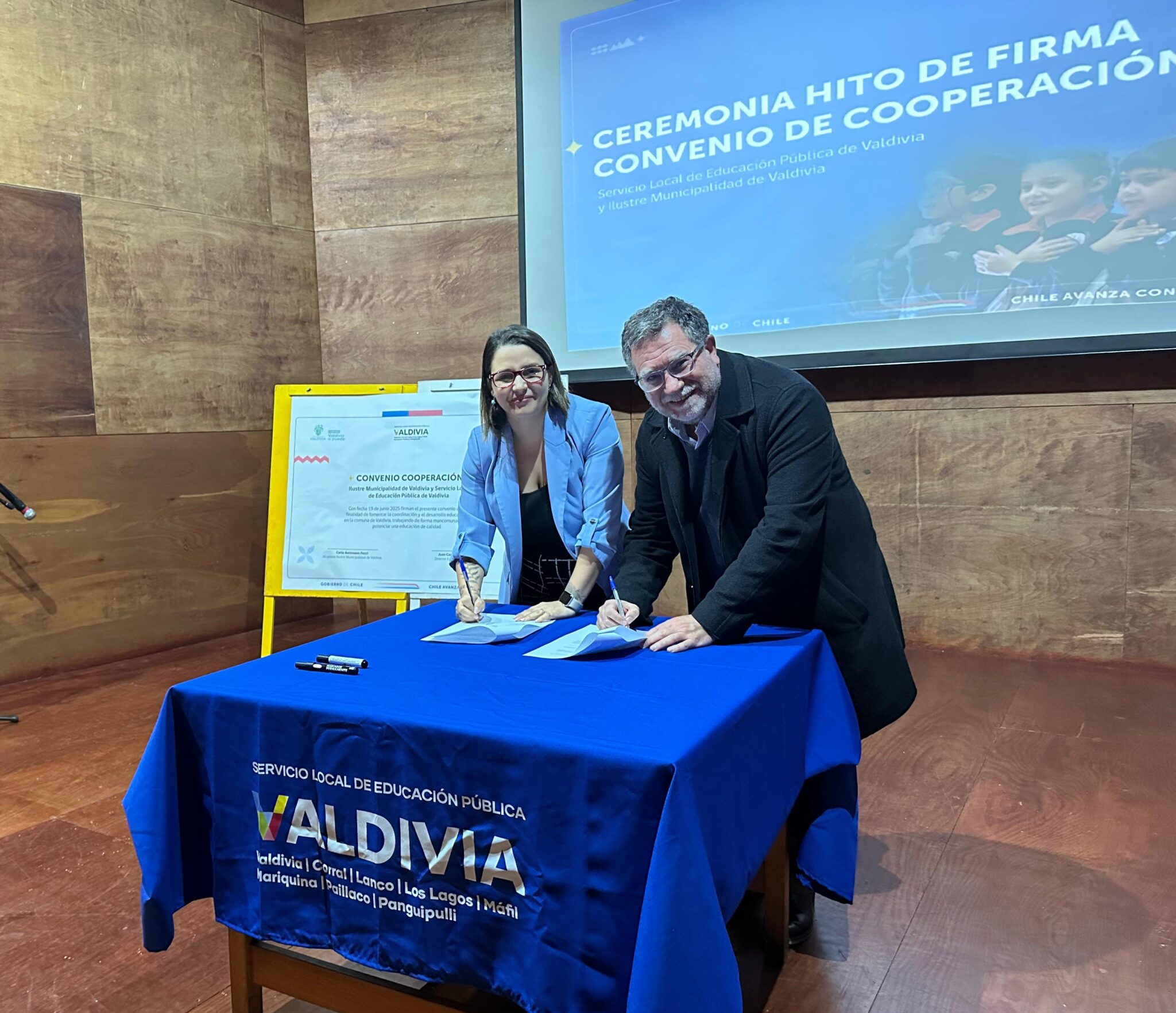 Municipalidad de Valdivia y SLEP firman convenio de cooperación – SLEP Valdivia